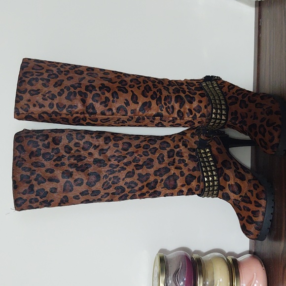 envy | Shoes | Envy Crackalackin Leopard Print Knee High Boots Brown Sz ...
